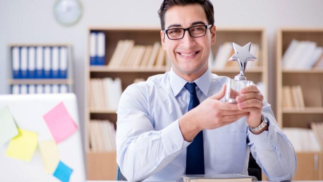 Lavoro extra da dipendente pubblico: come farlo senza problemi